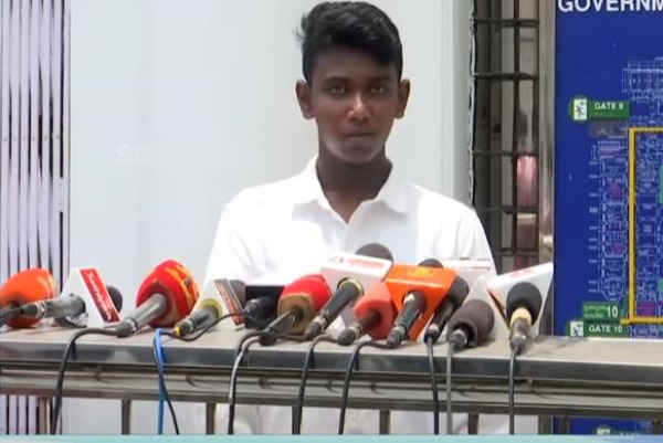 ஒரே ஒரு வார்த்தை... ஹீரோவான சின்னதுரை! ஐஏஎஸ் அதிகாரி உருக்கமான பதிவு ...