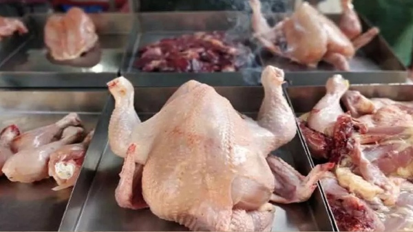 சிக்கன் வாங்கலாம் என்று கடைக்கு போனால்.. ரேட்டை கேட்டு ஆடிப்போன ...