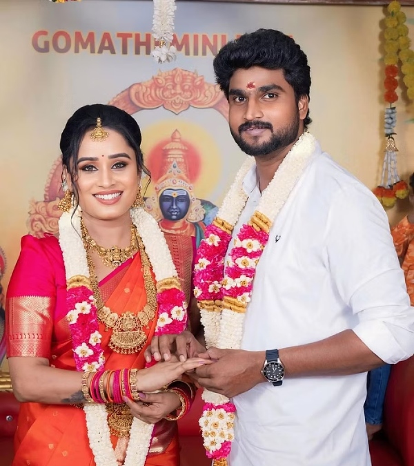 சீரியலை போலவே நிஜத்திலும் மாமியார், மருமகள்.. “மெட்டி ஒலி” நடிகைக்கு மருமகளாகும் விஜய் டிவி ...