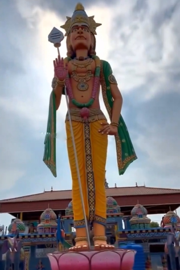 என்னயா பண்ணி வச்சுருக்கீங்க! அழகென்ற சொல்லுக்கு முருகா.. சேலம் ராஜ ...