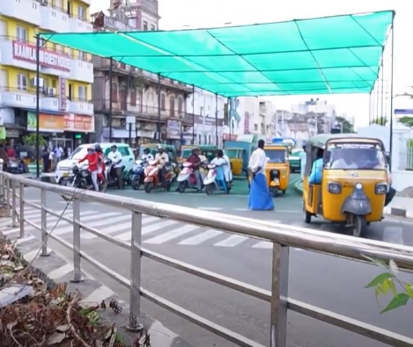 பசுமை பந்தல் ஐடியா சூப்பர்! மகிழ்ச்சி மழையில் சென்னை! கழிப்பறை அமைக்க ...