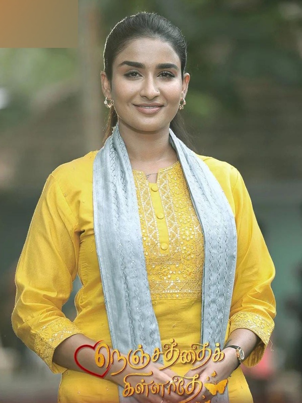 ஆண் பெண் போட்டோவோடு பரவும் போஸ்டர்.. பின்னணியில் இந்த சீரியலா ...