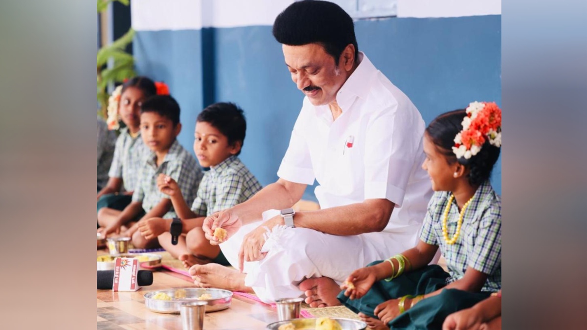 சூப்பர் முடிவு.. இனி அரசு உதவி பெறும் பள்ளிகளிலும் முதலமைச்சரின் காலை ...