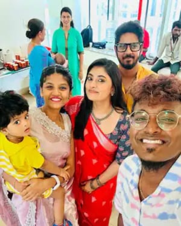 சீரியல் நடிகை ரித்திகாவின் எளிமையான வளைகாப்பு.. குவிந்த விஜய் டிவி ...