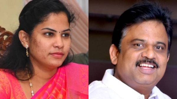 லிப்ஸ்டிக் காரணம் இல்லையாம்.. மாநகராட்சி பெண் தபேதார் இடமாற்றம் ஏன் ...