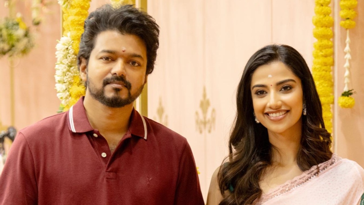 Goat விஜய் ஜோடி மீனாட்சி சௌத்ரியை தெரியுமா மருத்துவர் நீச்சல் வீராங்கனை அந்த வெப் சீரிஸ்