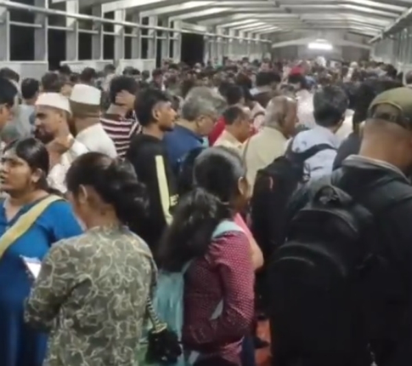 ஆவடி ரயில் நிலையத்தில் ஒரே நேரத்தில் மொத்தமாக குவிந்த சென்னை மக்கள்.. நள்ளிரவில் அவதி | Instead ...