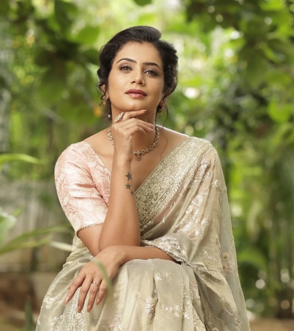 எதிர்நீச்சல் 2 கதாநாயகி இனி இவர்தான்.. சீரியல் வெளியாகும் முன்பே ...