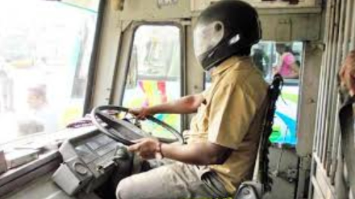இப்படியும் ஒரு பஸ் டிரைவரா.. அந்தியூர் பேருந்து ஓட்டுநருக்கு குவியும் ...