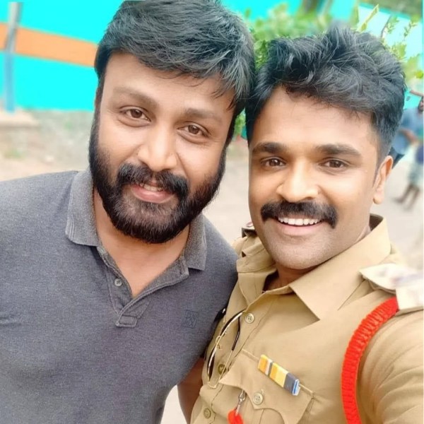 மலைக்கு போயிட்டு வரேன்னு சொன்னேனே! இப்படி ஆகிடுச்சே.. நேத்ரன் இறப்பு ...