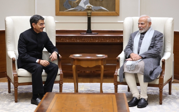 ஜன.6-ல் சட்டசபையில் மீண்டும் சம்பவமா? பிரதமர் மோடியுடன் ஆளுநர் ஆர்.என் ...