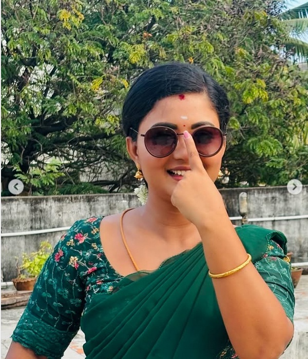 சிறகடிக்க ஆசையில் ரோகிணிக்கு அவ்வளவு பிரச்சனை! ஆனால் மீனா எடுத்த புதிய அவதாரம்.. செம முடிவு ...