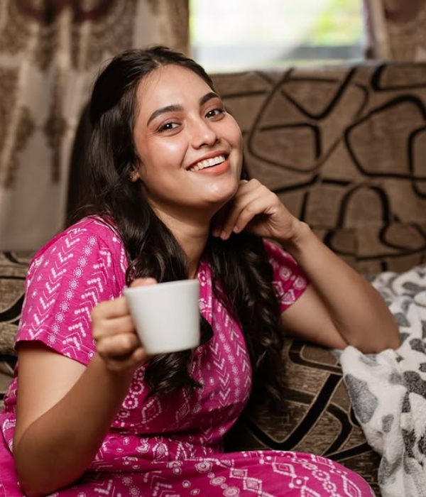 அத்துமீறிய ரசிகர்கள்.. செம சம்பவம் செய்த பவித்ரா.. இப்படியொரு பதிலடியா ...