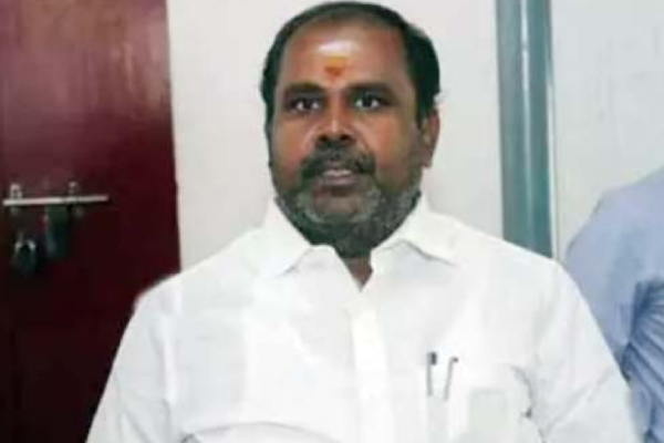 அதிமுக + விஜய்.. தமிழக அரசியலில் ஏற்படும் மாற்றம்? கூட்டணி குறித்த கேள்விக்கு வந்து விழுந்த ...