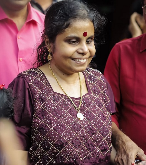 நான் ரொம்ப எதிர்பார்த்தேன்.. ஆனால் இமான் ஏமாற்றிவிட்டார்.. பாடகி ...