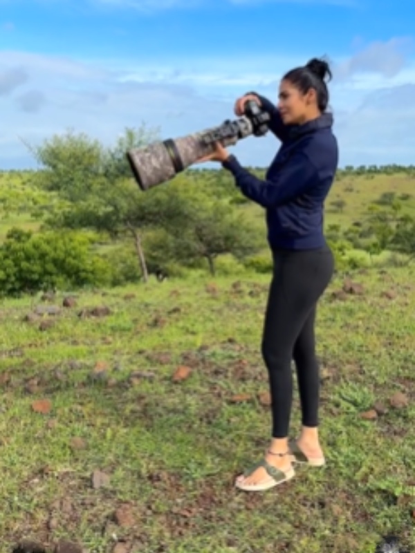 ஜெயம் படத்தில் நடித்த நடிகை சதா! என்ன செய்கிறார் தெரியுமா? குவியும் ...