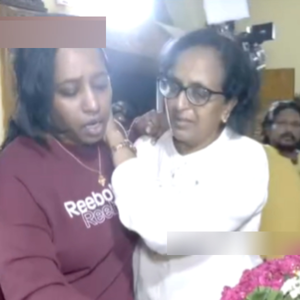 Actor Rajesh: திடீர்னு என்ன ஆச்சுப்பா! நிலைகுலைந்து கதறிய ராஜேஷ் மகள் ...