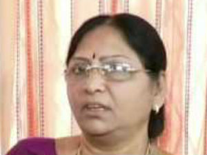 స్నేహితుడని ఆదరిస్తే చంపాడు: ఎమ్మెల్యే ఉషా రోదన | MLA Usha Rani appeal ...