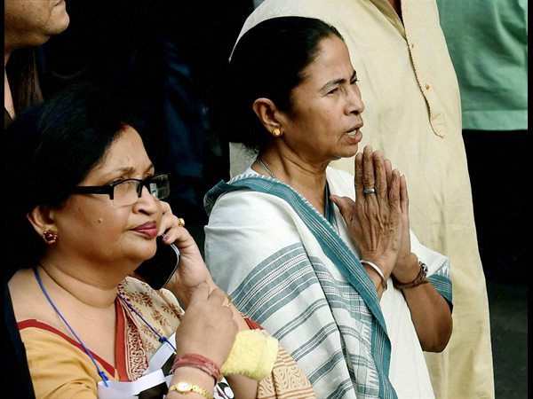 'శారదా స్కాంలో దీదీ అతిపెద్ద లబ్దిదారు'(ఫోటోలు) | Mamata cries conspiracy against TMC, Kunal ...