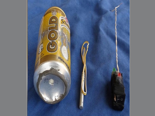 సోడాక్యాన్ లో బాంబు: రష్యా విమానం పేల్చేశాం | Bomb Which Downed Russian ...