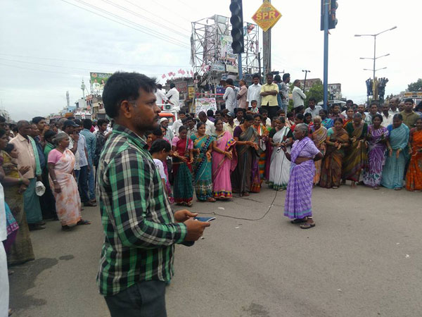 ఆగం కాదు జనగామ: జిల్లా ఏర్పాటు సాధ్యమేనా? | Reddy Ratnakar Reddy argues ...