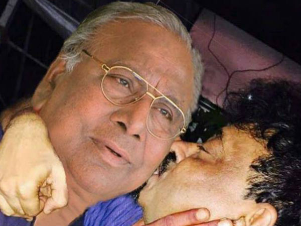 వీహెచ్‌కు వర్మ కిస్: ఫేస్‌బుక్‌లో రచ్చ, ఫోటో మామూలుగా లేదు!.. | arjun ...