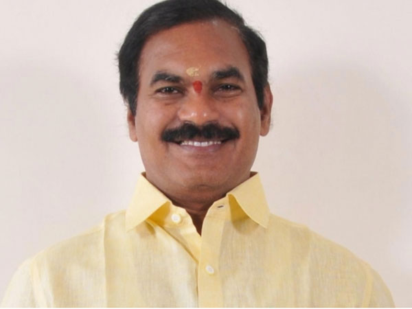 చంద్ర‌బాబుకు త్రిమూర్తులు జ‌ల‌క్..! అధినేత ఆదేశాలు బేఖాత‌ర్ : పార్టీ ...