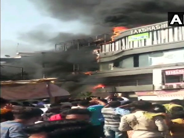 సూరత్ ప్రమాదానికి కారణమెవరు ? ఎవరి నిర్లక్ష్యం 20 మంది విద్యార్థులను బలితీసుకుంది ? | 20 killed ...