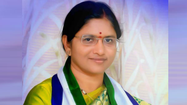 సొంత పార్టీ ఎంపీకి షాకిచ్చిన జగన్ ..ఎంతటి వారైనా వదలబోమన్న సంకేతాలు ...