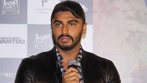 కరోనా బారిన పడ్డ బాలీవుడ్ స్టార్ హీరో..రెజ్లర్: హోం క్వారంటైన్‌లోకి ...