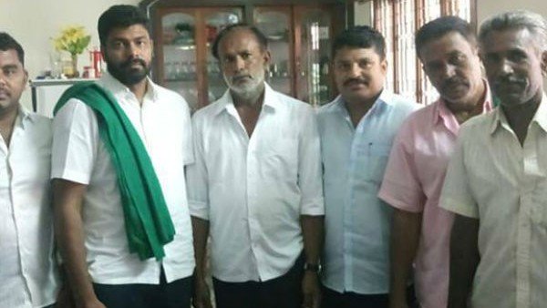 ఆయనకు వీధులే ఆస్పత్రులు.. 5రూపాయలకే వైద్యసేవలు.. డాక్టర్ శంకర్ గౌడ మరో ధన్వంతరి!! | 5 rupees ...