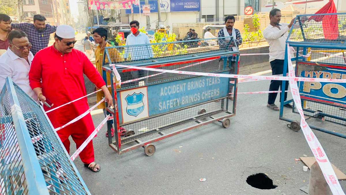 chaderghat road: హైదరాబాద్‌లో కుంగిన రోడ్డు: రద్దీగా ఉండే రహదారిలో 20 ...