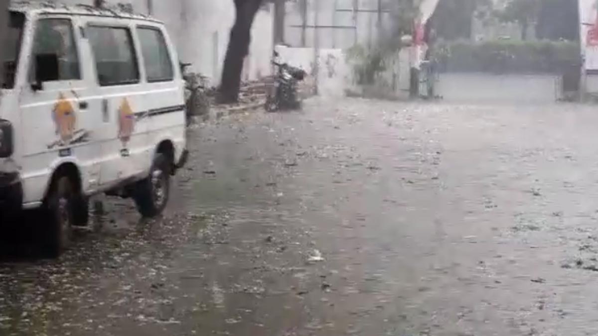 Hyderabad: భారీ వర్షం, పలుచోట్ల వడగళ్లతో చల్లబడిన నగరం | heavy rains in ...