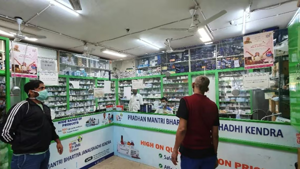 50 రైల్వే స్టేషన్లలో జనరిక్ మందుల షాపులు-తెలుగు రాష్ట్రాల్లో ఇక్కడే ...