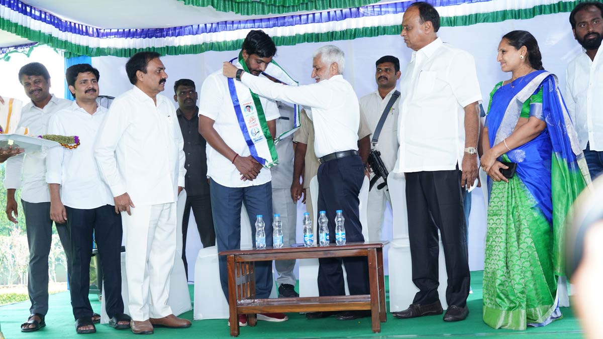 టీడీపీతో పొత్తు దెబ్బ- వైసీపీలో జనసేన నేత | Kethamreddy Vinod Reddy ...