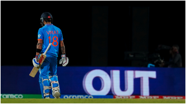 కోహ్లీ.. ఏమైందీ? అంత అసహనం ఎందుకు? | CWC 2023, IND vs ENG: Virat Kohli ...