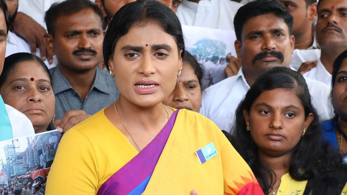 ఒంట‌రి పోరుకు సిద్ధ‌మ‌యిన ష‌ర్మిల‌... | Sharmila is ready to fight ...