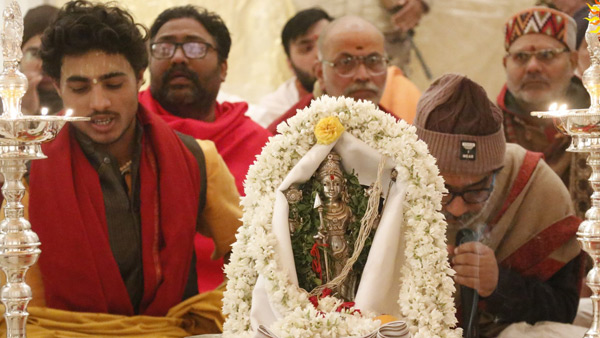 రామ్ లల్లా ప్రాణప్రతిష్ఠోత్సవం ఆరంభం: 108 కళశాలతో.. | Ayodhya Ram ...