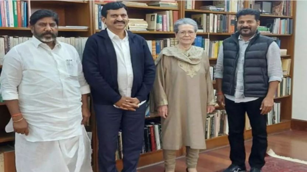 సోనియా గాంధీని కలిసిన సీఎం రేవంత్ రెడ్డి: పథకాల అమలు, కీలక అంశాలపై చర్చ ...