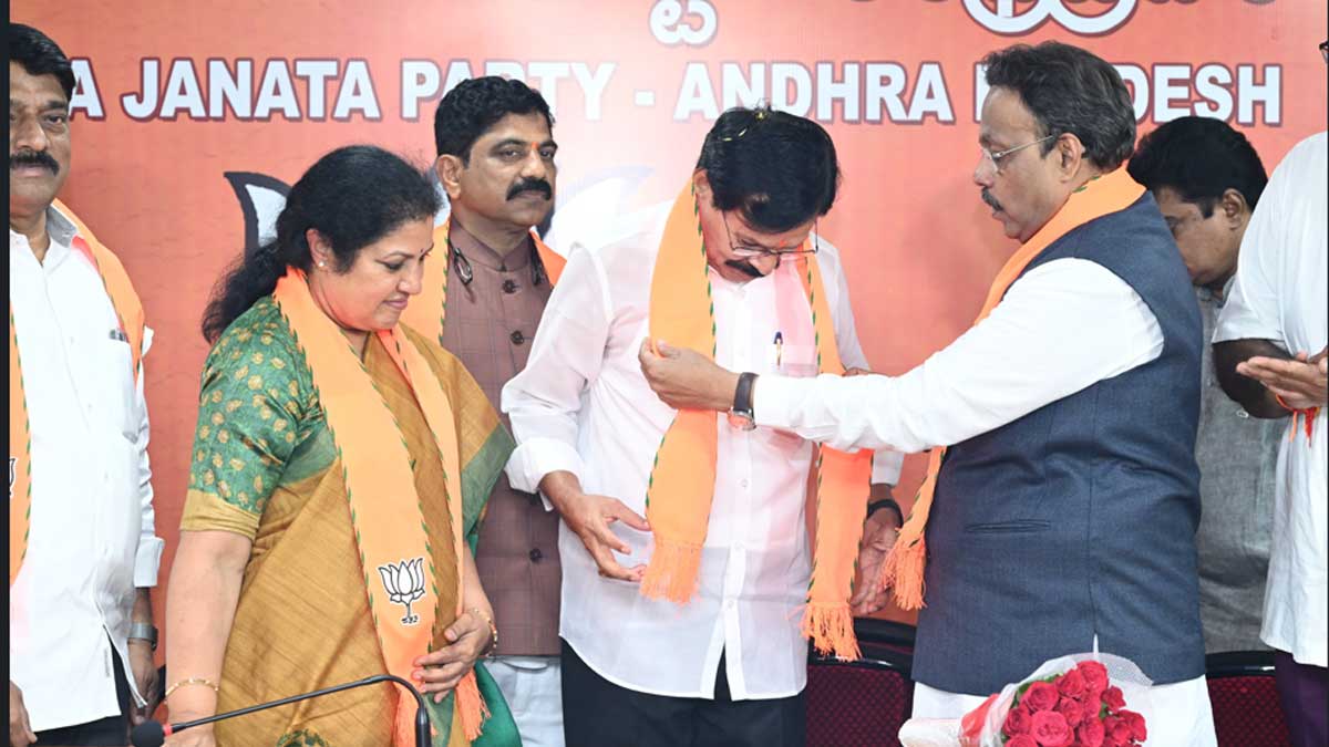 బీజేపీలో చేరిన వైసీపీ రాయలసీమ ఎమ్మెల్యే..! | ysrcp mla kapu ramachandra reddy joined bjp today ...