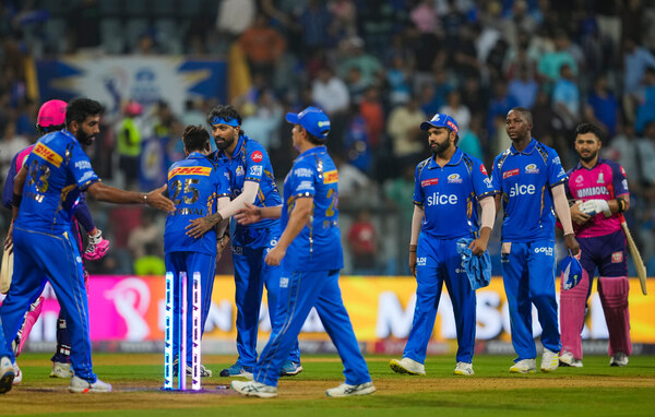 ముంబై ఇండియన్స్‌ అవుట్? | IPL 2024 Playoffs Scenarios: How can Mumbai ...