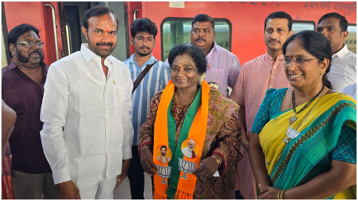Tamilisai Soundararajan: హైదరాబాద్ కు చేరుకున్న తమిళిసై సౌందర రాజన్ ...