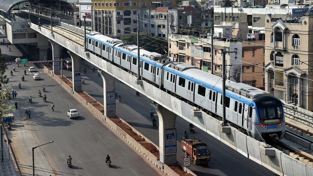 హైదరాబాద్ మెట్రో విస్తరణ - కొత్త మార్గాలపై కీలక నిర్ణయం..!! | Hyderabad ...