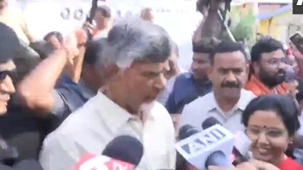 ఇంత క్రౌడ్ ఎప్పుడూ చూడలేదు: అమెరికా నుంచి వచ్చారు: చంద్రబాబు | Guntur assembly election 2024 ...