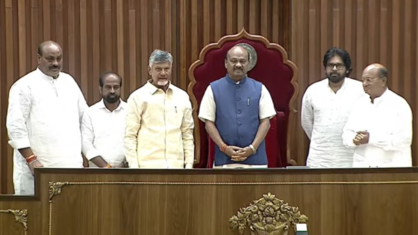 సోషల్ మీడియాపై కంట్రోల్: వాళ్ల మైక్ కట్ చేయండి: సభలో పవన్ ఫస్ట్ స్పీచ్ | Pawan Kalyan first ...