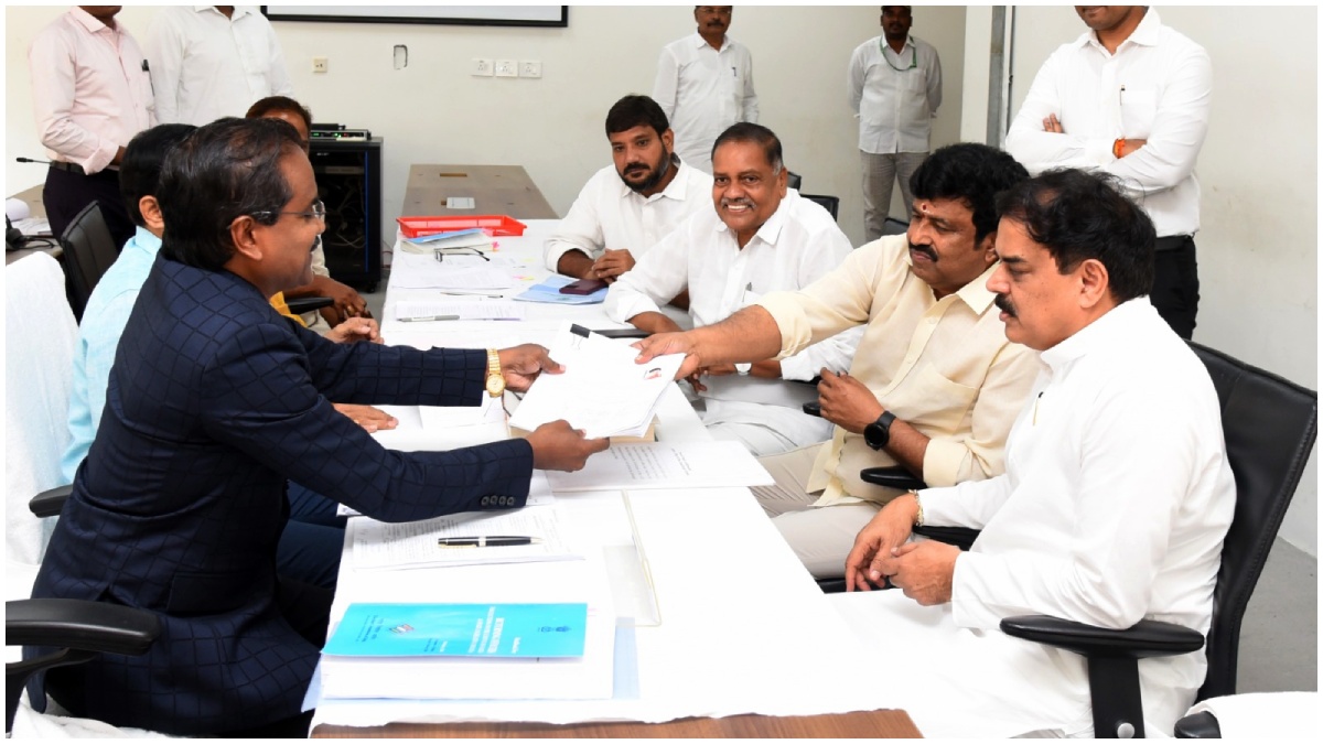 AP MLC Election: ఎమ్మెల్సీ అభ్యర్ధులుగా రామచంద్రయ్య, హరిప్రసాద్ ...