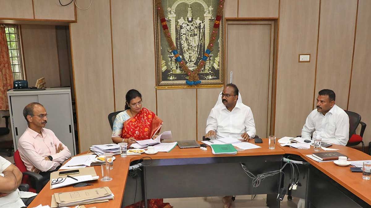 తిరుమలలో ఆ ఏజెన్సీల అలసత్వం: నాణ్యత రహితం: భక్తులకు తిప్పలు: కమిటీకి ...