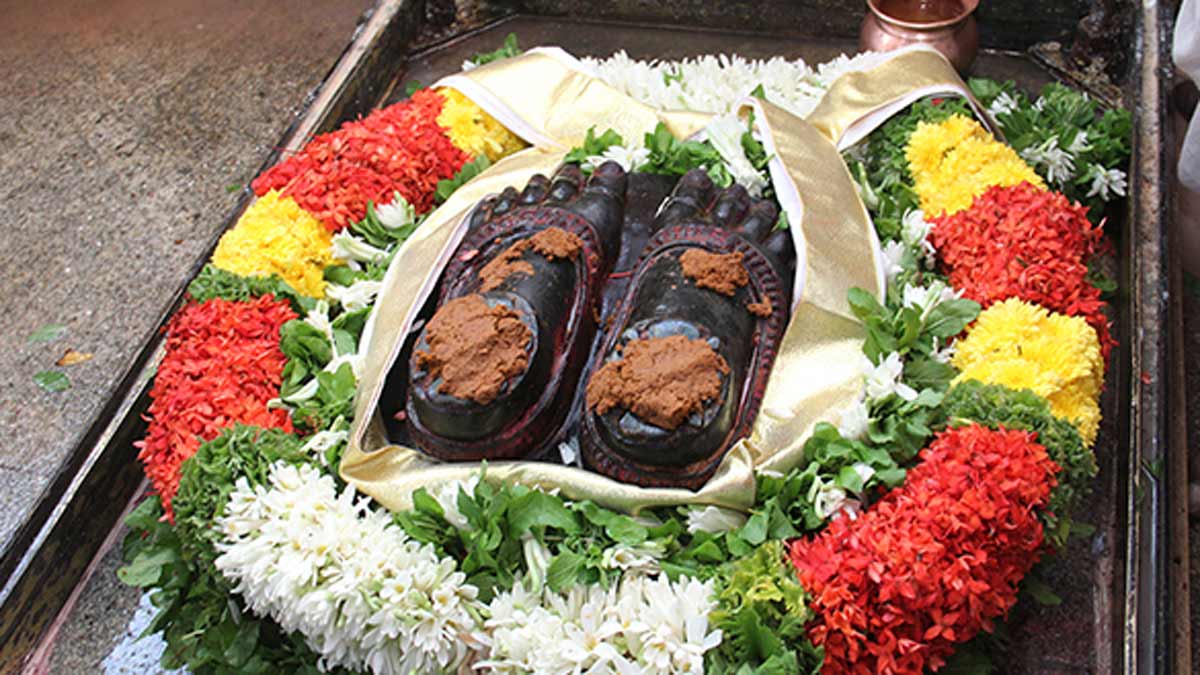 తిరుమల శ్రీవారి పాదాల చెంత..!! | The annual Chatra Sthapanotsavam will ...