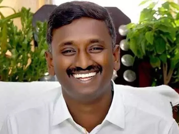 జగన్ విధేయ అధికారిపై వేటు - విచారణ..!! | AP Govt suspended Ex MD Madhu ...