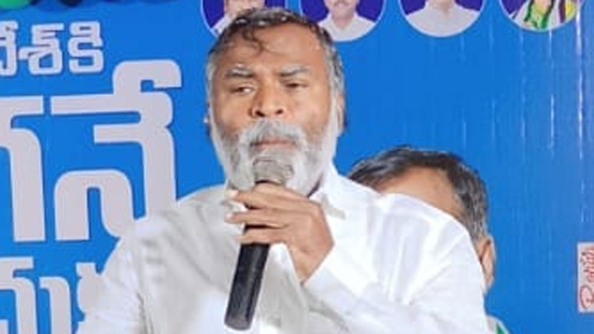 వైసీపీ ఎంపీ బాబూరావు పార్టీ మార్పు - భవిష్యత్ పై క్లారిటీ..!! | MP ...